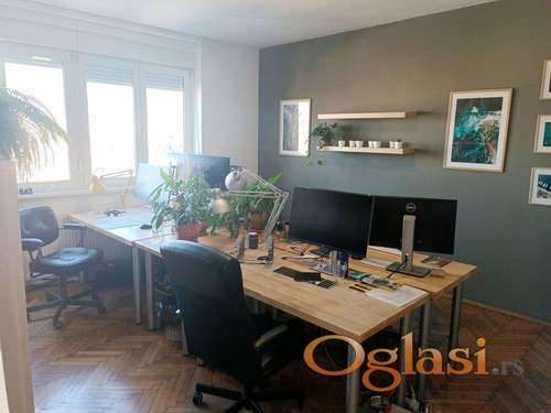 Salonac u samom centru grada! 74m2