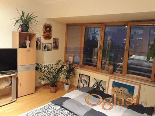 JEDINSTVENO NA TRZISTU!