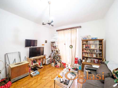 Prodajemo salonski stan, zgrada sa liftom, 104m2