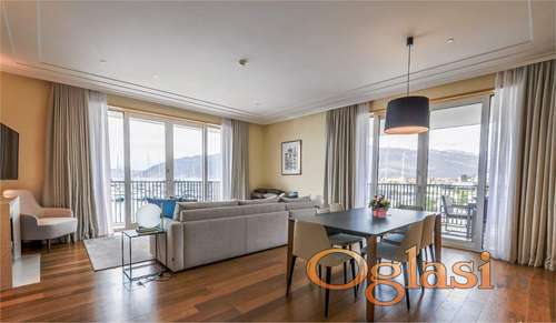 Dvosoban lux-apartman u rezidenciji Baia — Regent Porto Montenegro