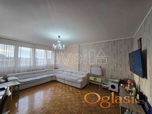 NOVI SAD - BULEVAR OSLOBOĐENJA - 79.00 m2