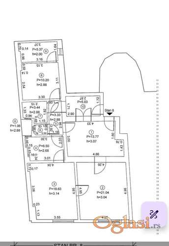 Trosoban salonski stan u centru