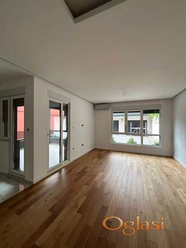 Prodaja stan-Nov, Neuseljavan, 125m2, povrat PDV-a+garaža