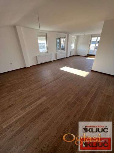 TELEP, 207m2, Petosoban, Penthouse sa pdv