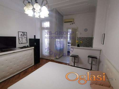 Garsonjera 30m2 Centar