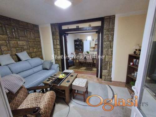 Futog-Samostalna Porodična kuća 180 m2 u širem Centru pored Dunava-065/385 8880