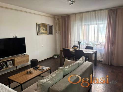 Odlična porodična kuća na top lokaciji!