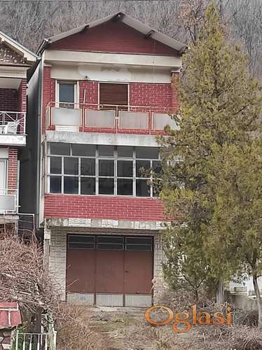Kuća u Sićevu 96m2, plac 637m2