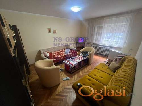 Odlična spratna kuća na Novom Naselju!