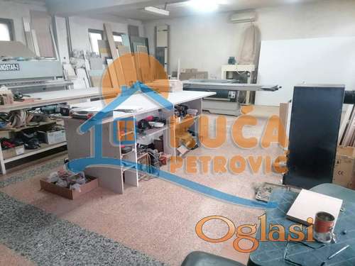 Odličan poslovno-stambeni objekat 350m2, plac 593m2, Gabrovački put