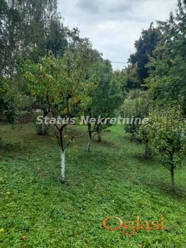Banoštor-Plac 780 m2 u Zelenoj Oazi sa Pogledom na Dunav-065/385 8880