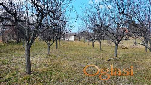 PLAC U GRAĐEVINSKOJ ZONI KOD MANASTIRA NOVO HOPOVO
