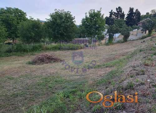 Plac na prodaju izmedju Petrovaradina i Bukovca