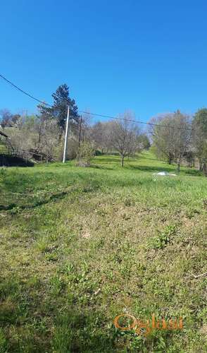 Plac u građevinskoj zoni - Paragovo, Sremska Kamenica