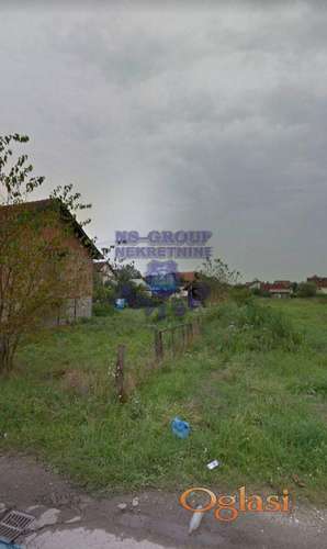 452843-Na odličnoj lokaciji plac sa građevinskom dozvolom.
