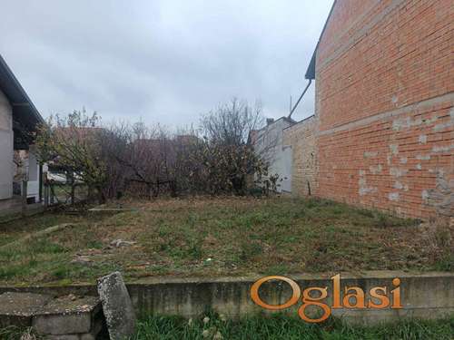 Plac 471m2, Rumenka