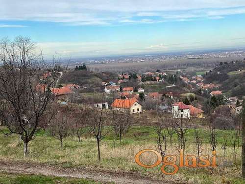 Odličan plac u Rakovcu! Vredi pogledati!