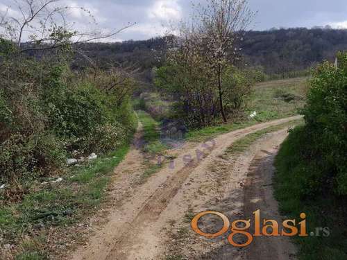 Odličan plac koji se nalazi u Novim Ledincima!