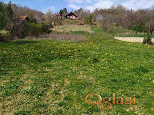 Prelep plac na Fruškoj gori!