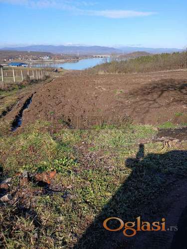 Plac na Gružasnskom jezeru od 5 ari - Žunje