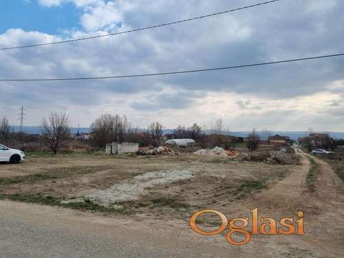 Veternik - plac uz novu magistralu površine 1216m2 - 145000 eura