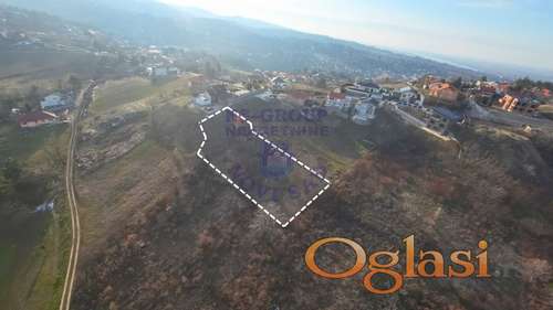 543264-Plac u Sremskoj Kamenici, na području Potez Čardak