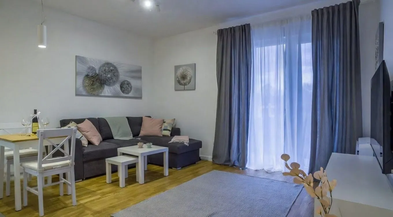 Izdavanje, dvosoban stan, 31m², Pasino Brdo, Voždovac Sve Podlokacije