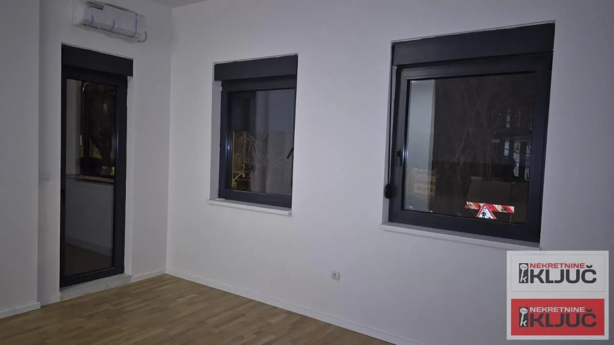 Prodaja, jednosoban stan, 31m², Grbavica, Novi Sad Sve Podlokacije