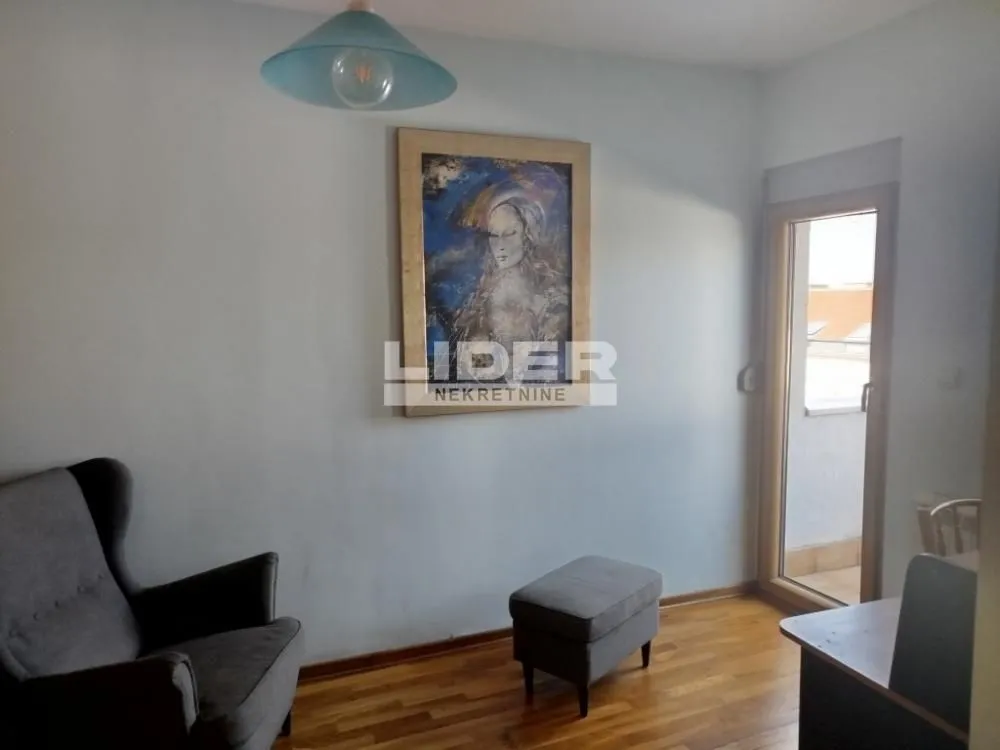 Prodaja, trosoban stan, 69m², Stari Grad, Beograd
