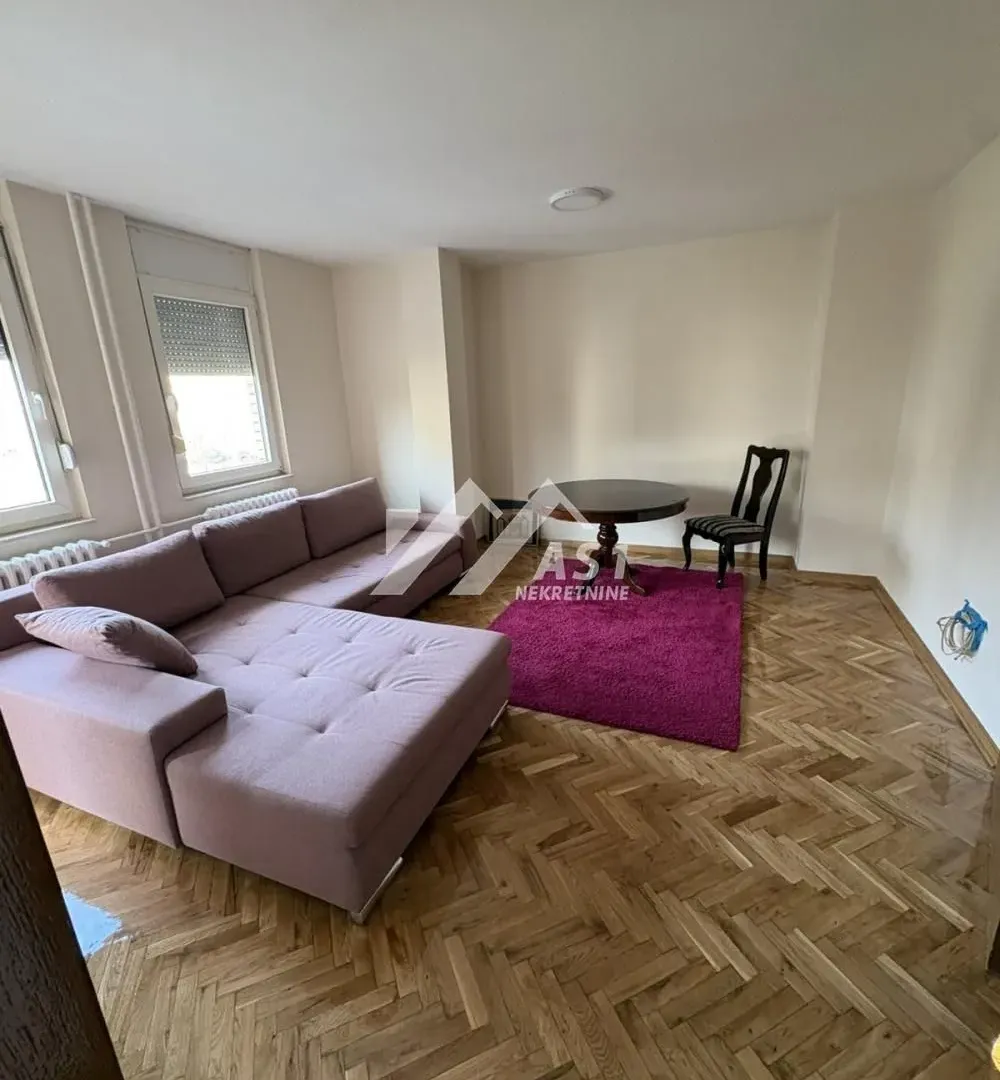 Izdavanje, dvosoban stan, 60m², Detelinara, Novi Sad Sve Podlokacije