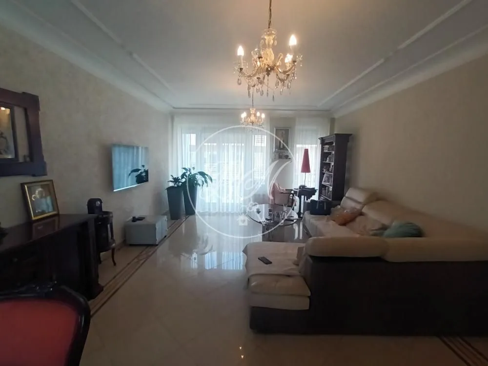 Prodaja, kuća, 256m², Zemun Sve Podlokacije, Beograd