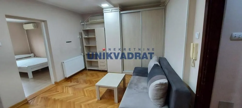 Izdavanje, dvosoban stan, 60m², Brace Jerković, Voždovac Sve Podlokacije