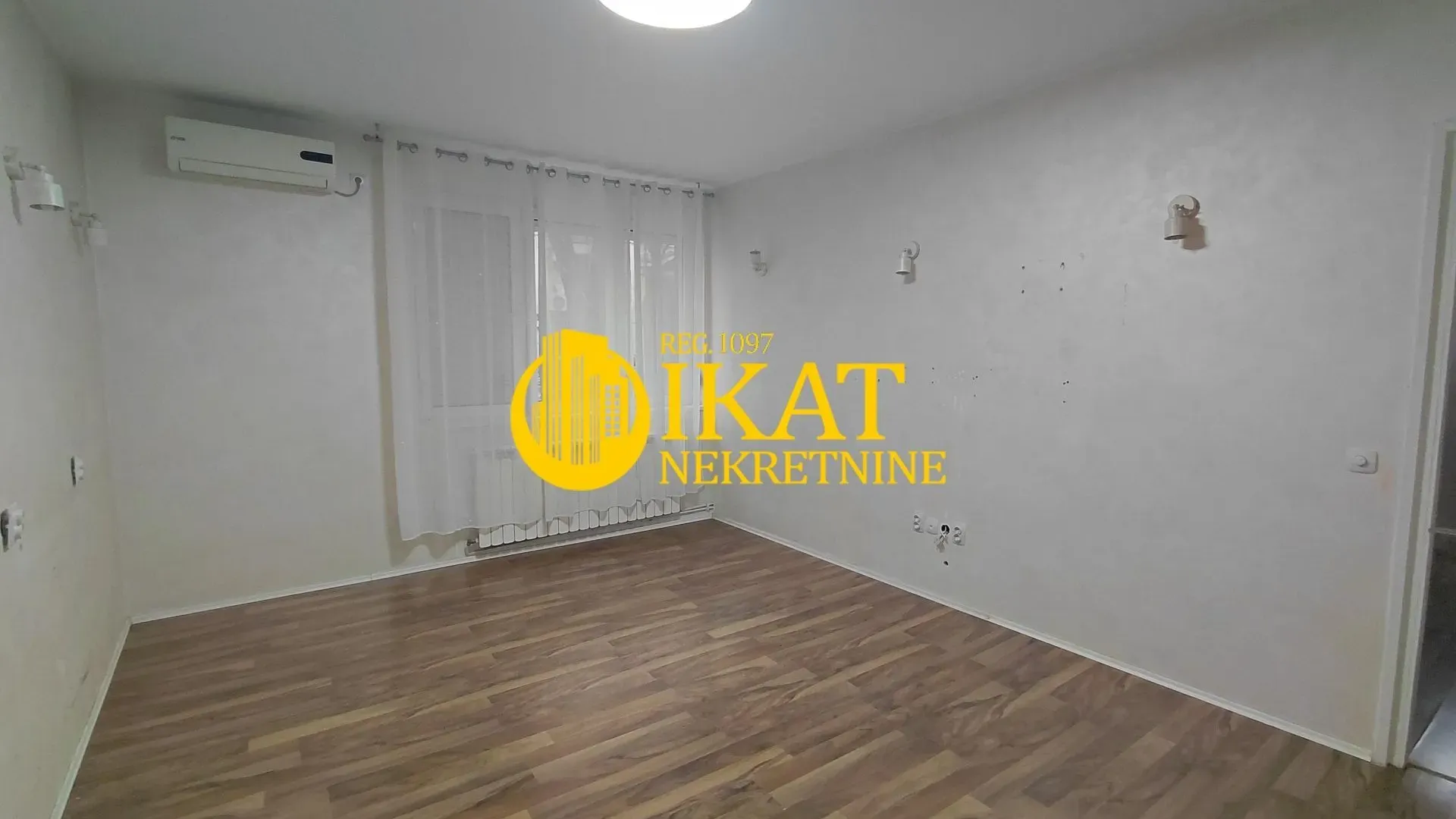 Izdavanje, dvosoban stan, 70m², Stari Grad, Beograd