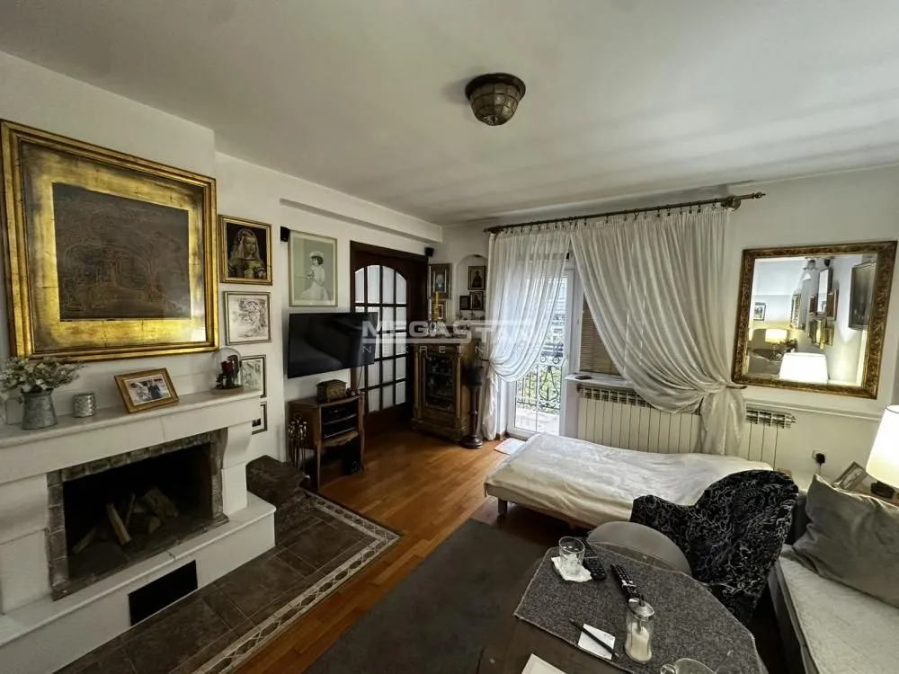 Prodaja, stan, 109m², Stari Grad, Beograd