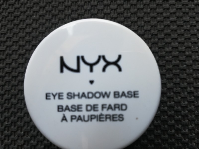 NYX baza za senku