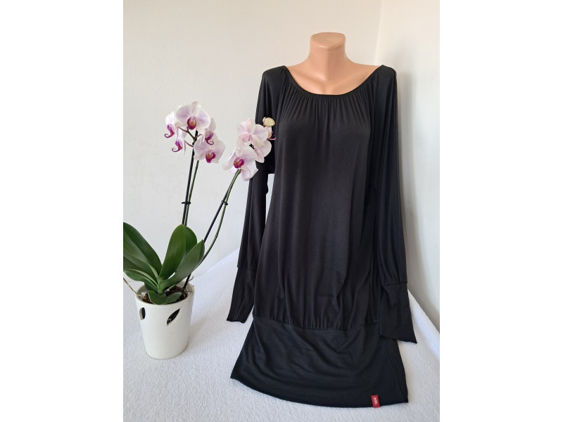 ESPRIT viskozna crna oversize haljina vel S