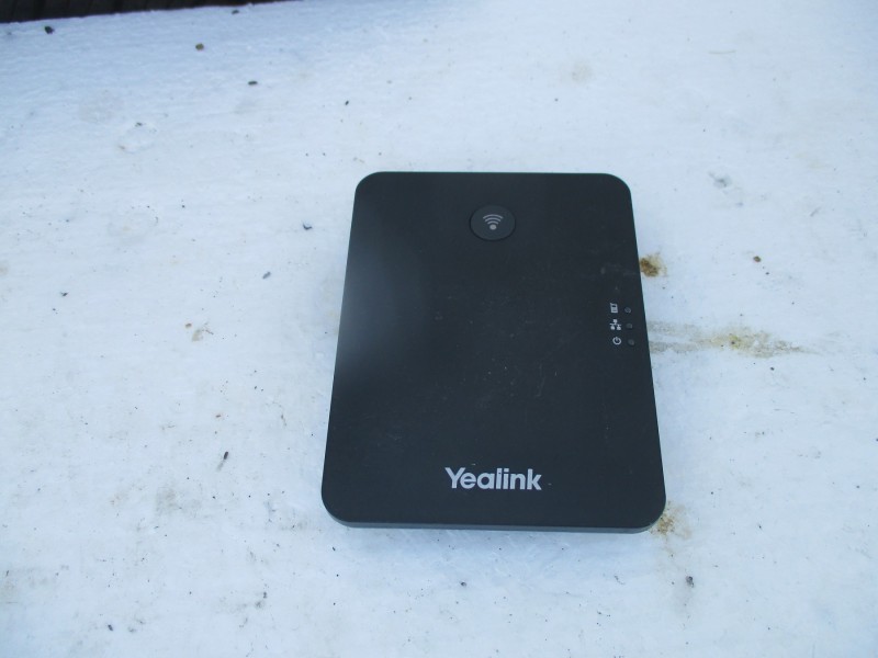 YEALINK W70B DECT IP Base station -citaj opis