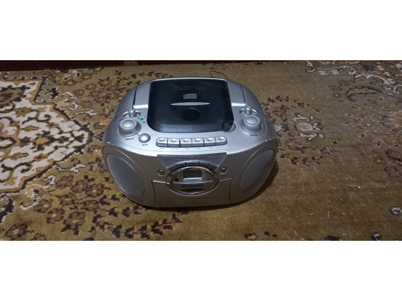 Radio sa CD, deck Daewoo SG-331 (kasetofon)