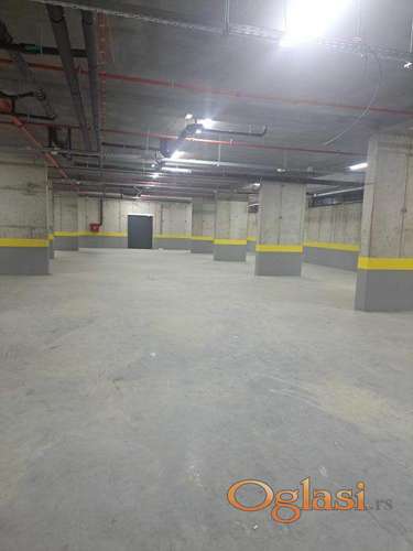 Izdavanje lux stana Surcin + garazno mesto ID#1053