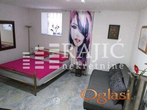 Izdato! Centar,Brankova,1.0,35m2-funkcionalan #3315