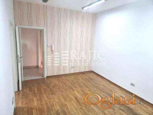 Centar(Stari grad),50m2,2.5-za poslovni prostor #4028