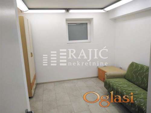 Centar,Đušina,35m2,1.5,dobra lokacija #3041