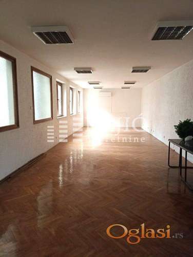 Centar,Kalemegdan,113m2 u poslovnoj zgradi #3963