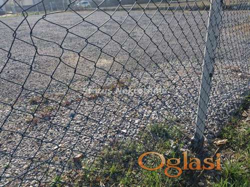 Futog-Lep Plac 1300 m2 sa Strujom i Vodom za Razne Delatnosti-Zakupnina 700e-065/385 8880