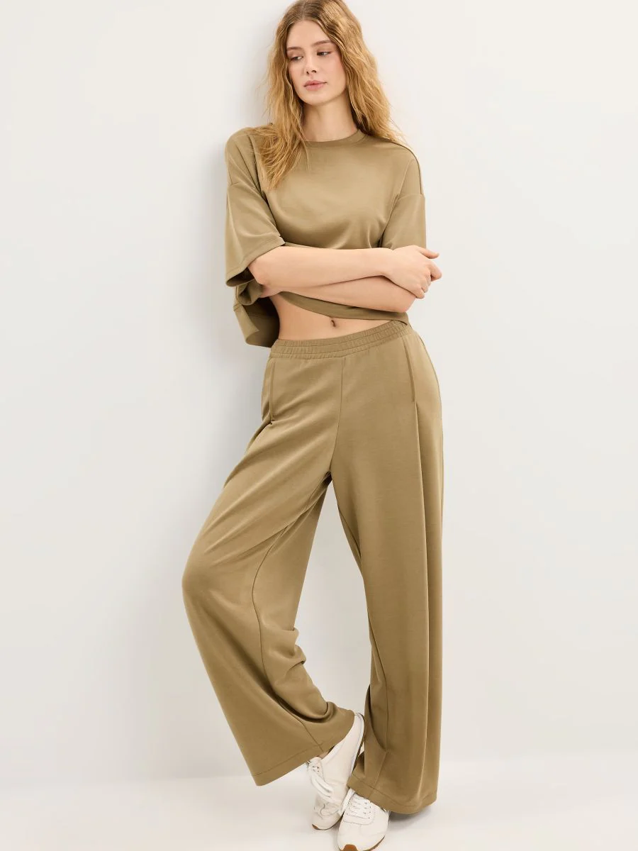 Wide leg pantalone