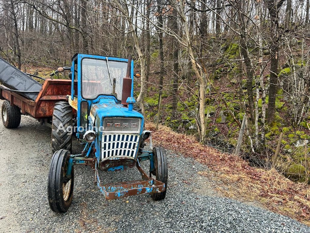 Prodaje se Ford 3000 traktor točkaš na aukciji