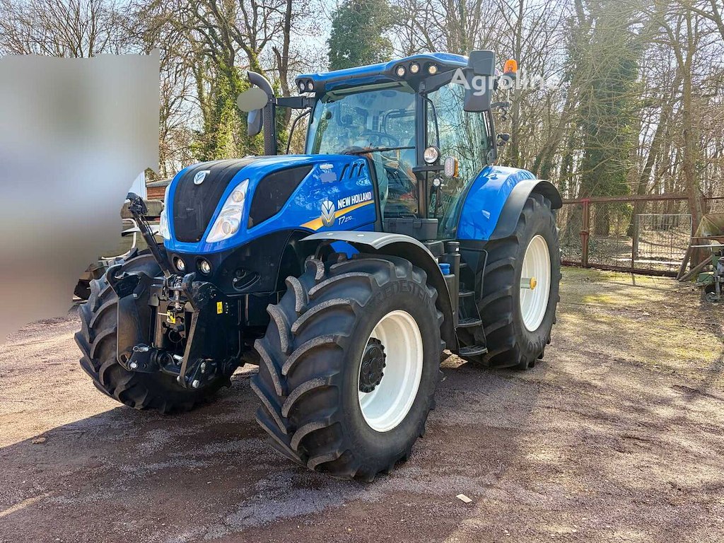 Prodaje se New Holland T7.270 AC (Auto Command) traktor točkaš na aukciji