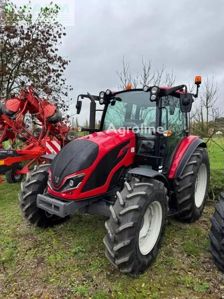 Valtra a85 traktor točkaš
