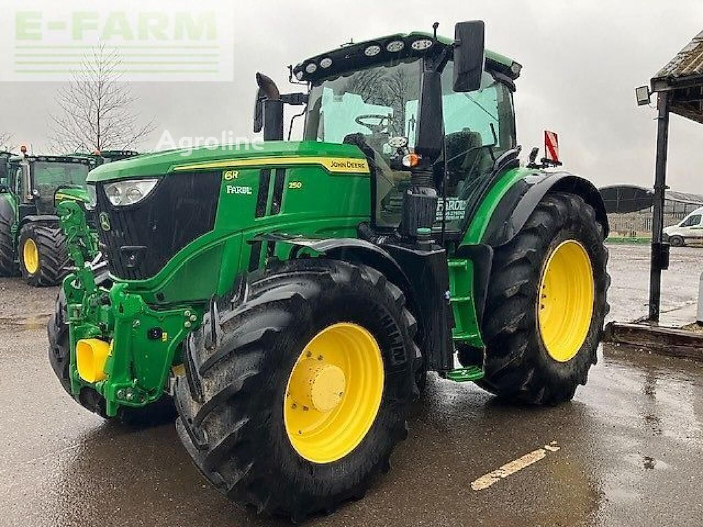John Deere 6r 250 traktor točkaš