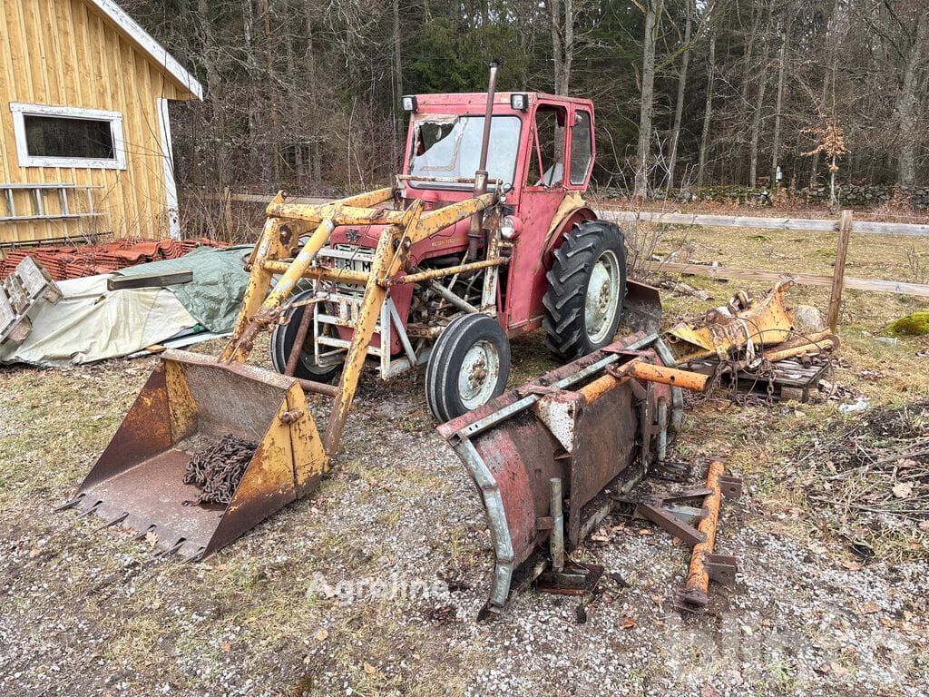 Prodaje se Massey Ferguson 35 STAND traktor točkaš na aukciji